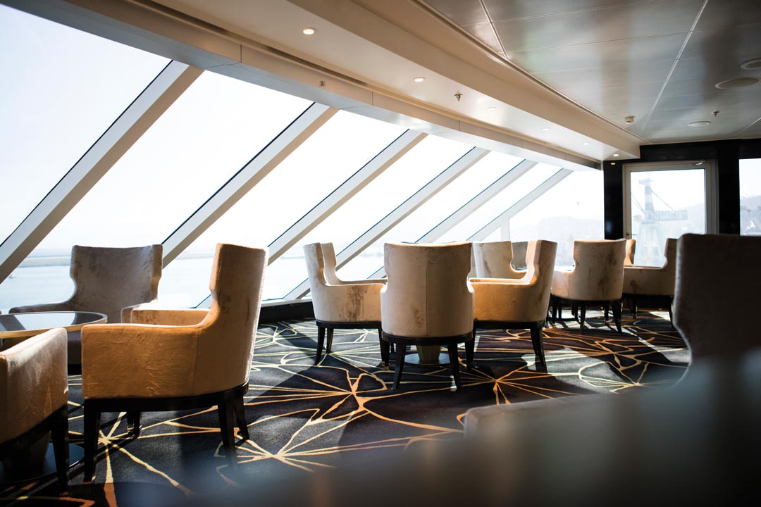 7 Night Humpback Expedition on Seven Seas Explorer | Cruises.com